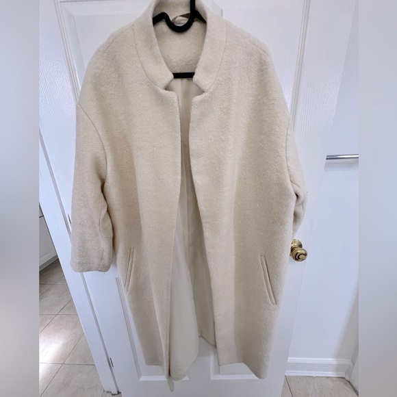 H&M | Jackets & Coats | Hm Cream Colored Classy Lightweight Coat | Poshmark